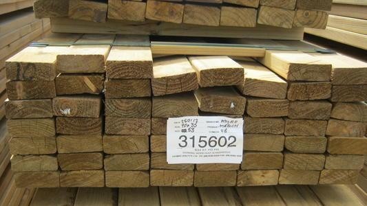 Pack of timber, treated Radiata Pine Auction (0045-8501233) | Grays ...